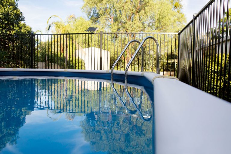 The benefits of a mineral pool swim system - Completehome