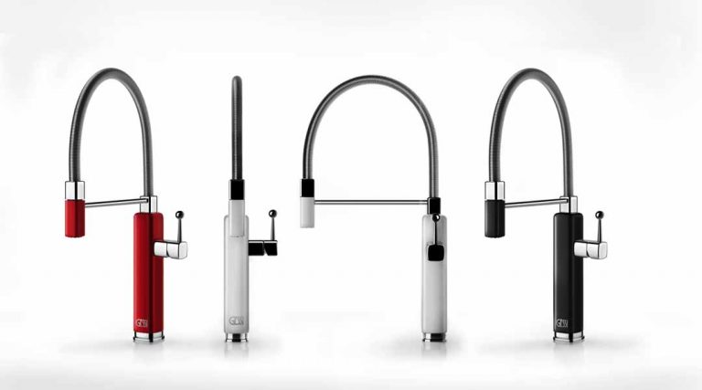 Location, location: a Hamptons-style kitchen - Completehome