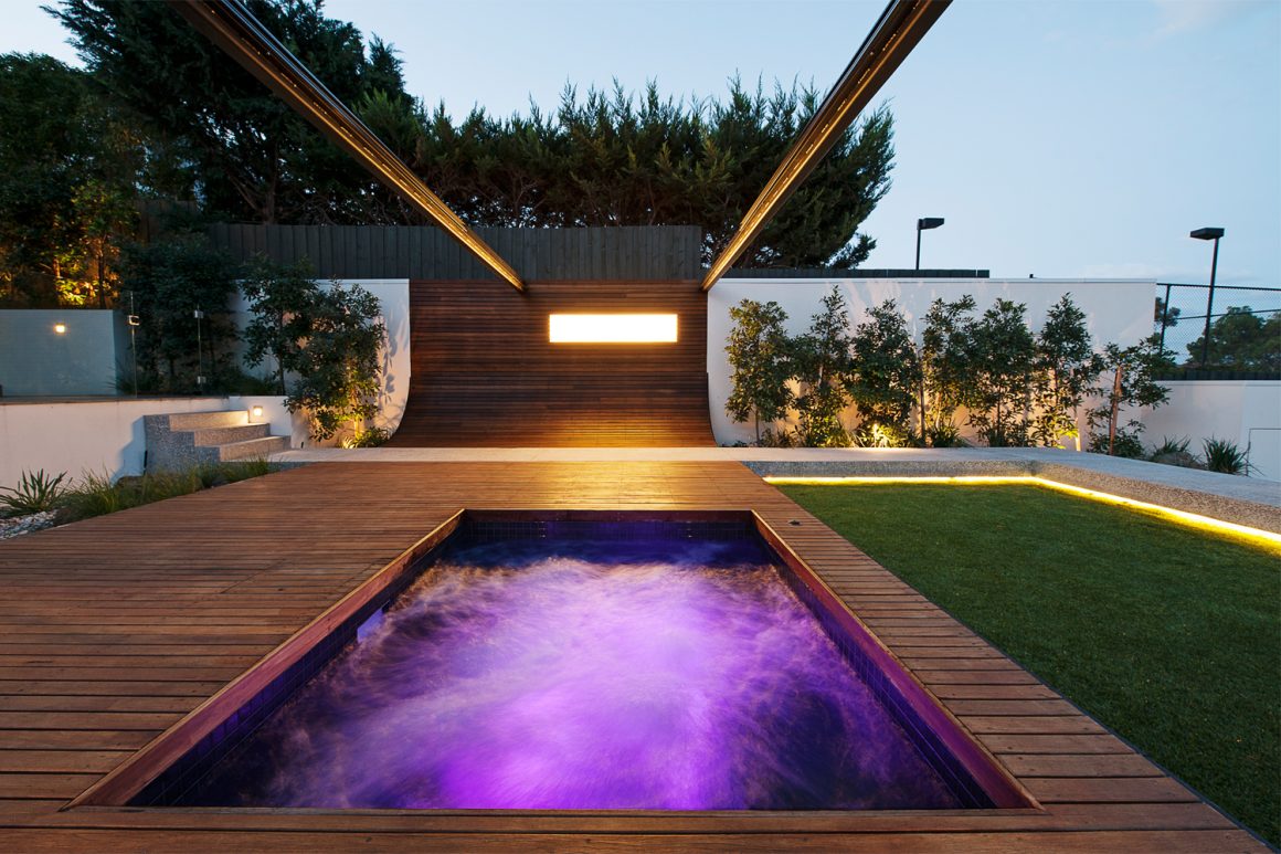 Australian Made Pool & Spa Lighting - Completehome