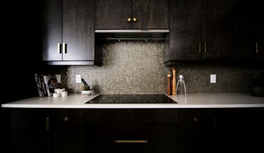 Industrial-Style Gantries for Your Kitchen - Completehome