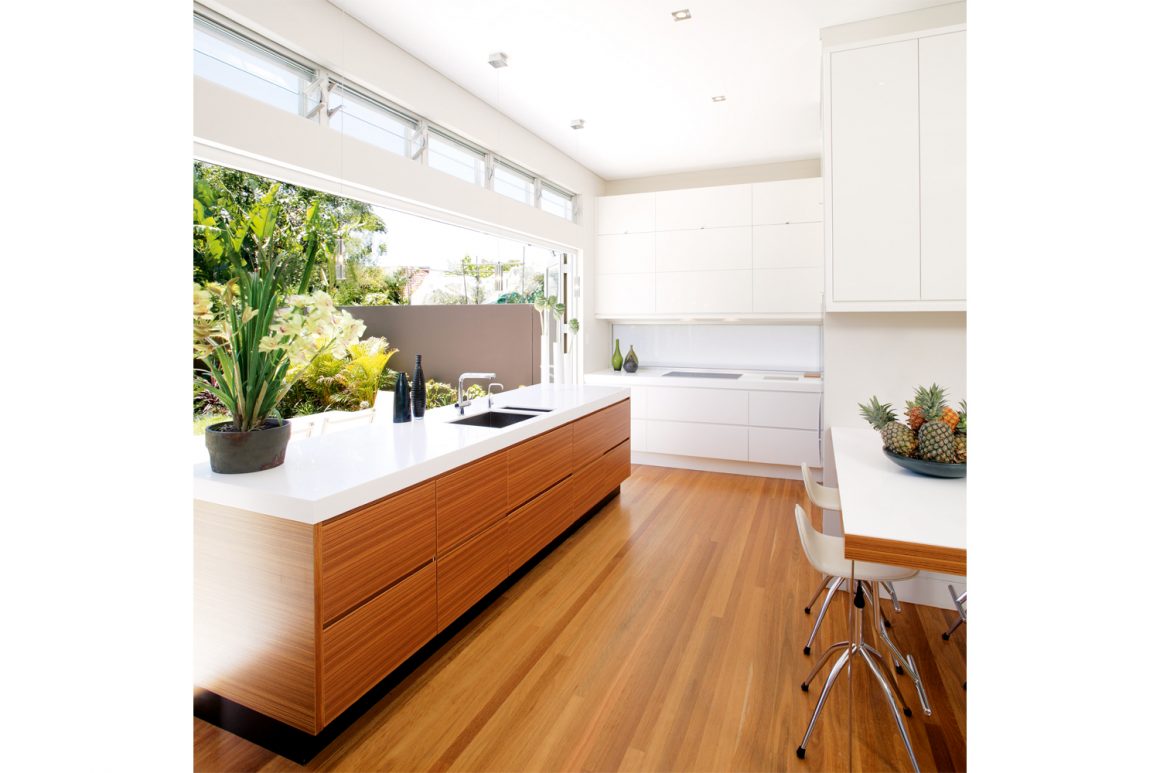 A Solid Surface Choice - Completehome