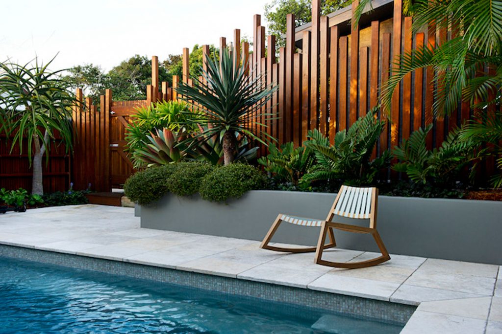 Pool fence designs that give your yard the 'wow' factor - Completehome