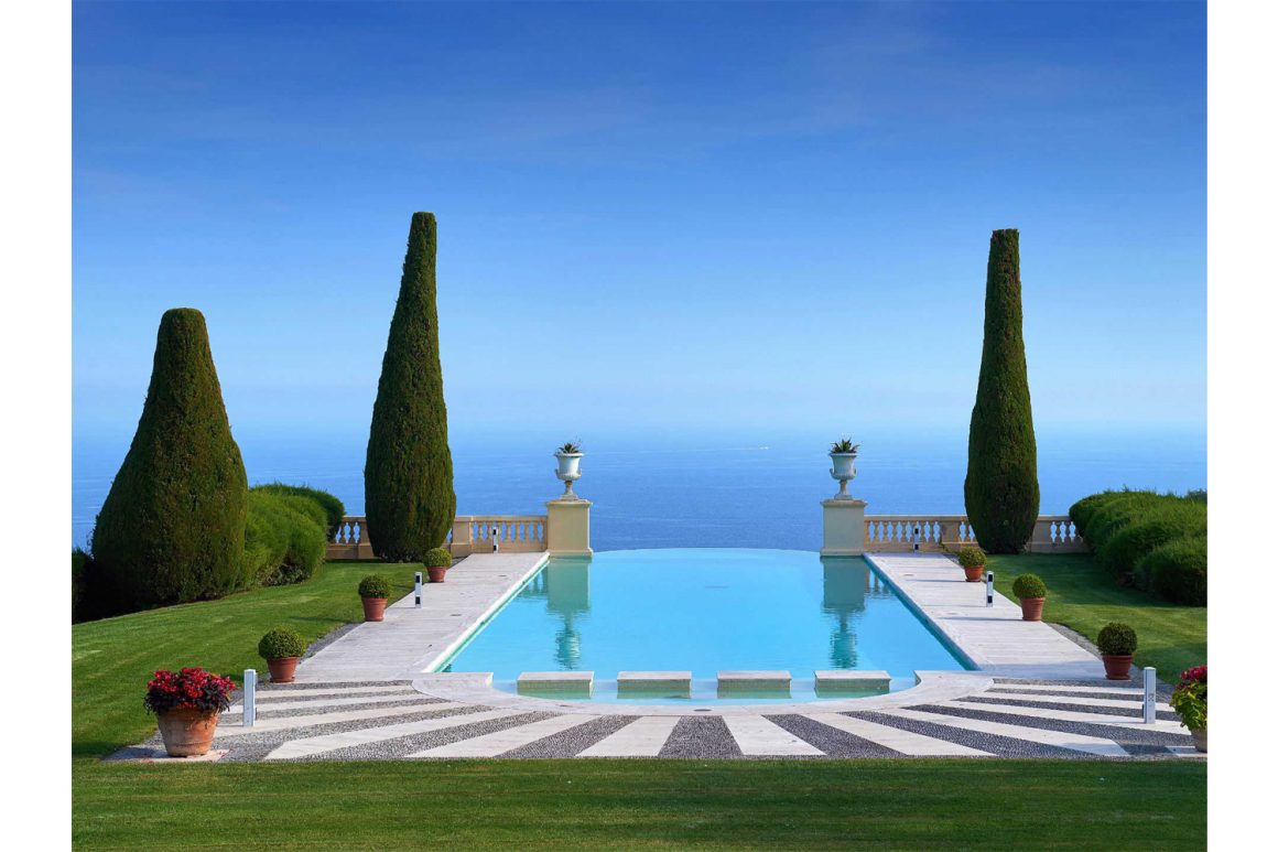 10 Insta-Famous Pools That Could Be Yours - Completehome