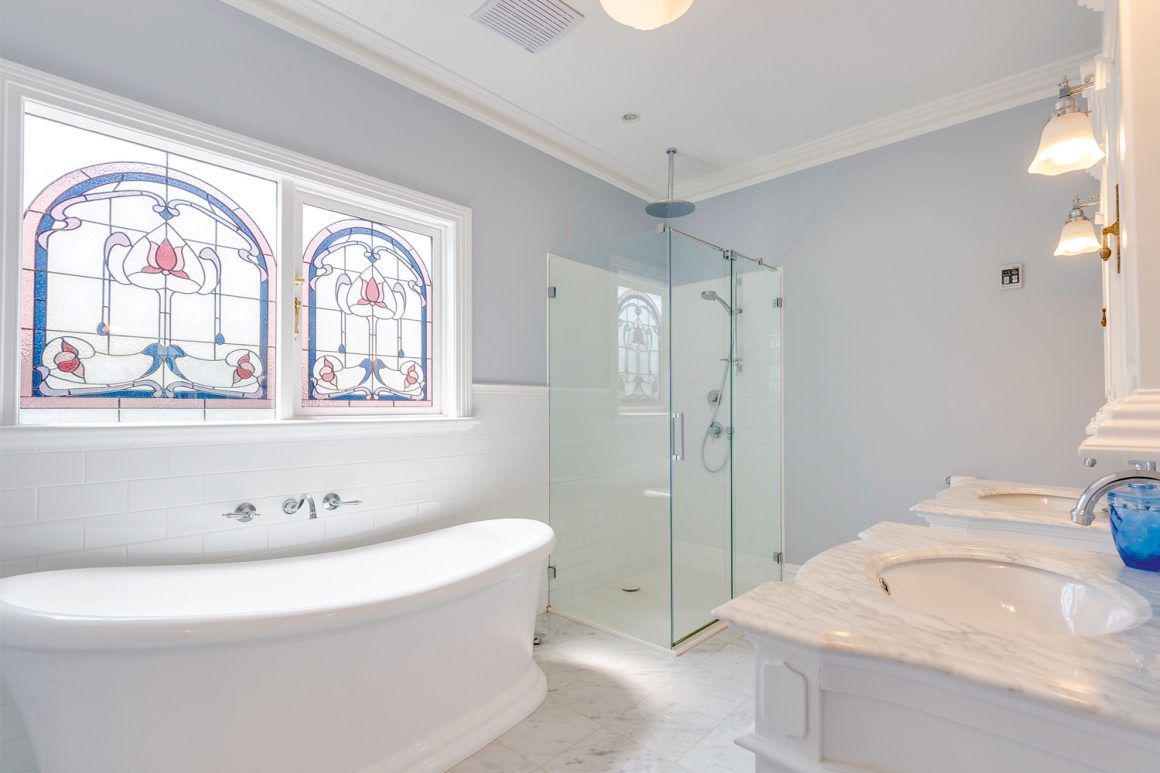 An Inspiring Traditional Victorian-Style Residence - Completehome