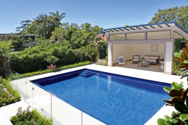 A Pair of Seamlessly Integrated Outdoor Rooms Enhance Alfresco Living ...