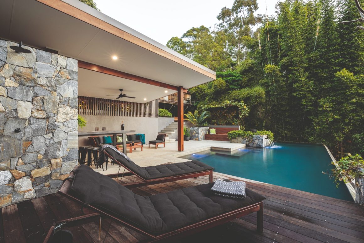 Cosy outdoor rooms require the right elements that blend seamlessly