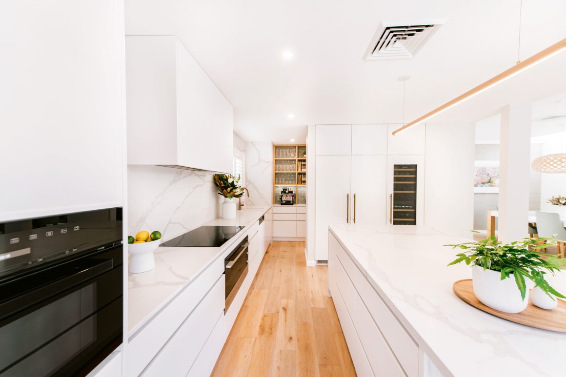 A Sophisticated Space Designed for Entertaining - Completehome