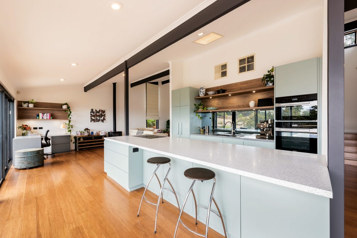 A Calming Space that Blends Cohesively with the Surrounding Environment ...