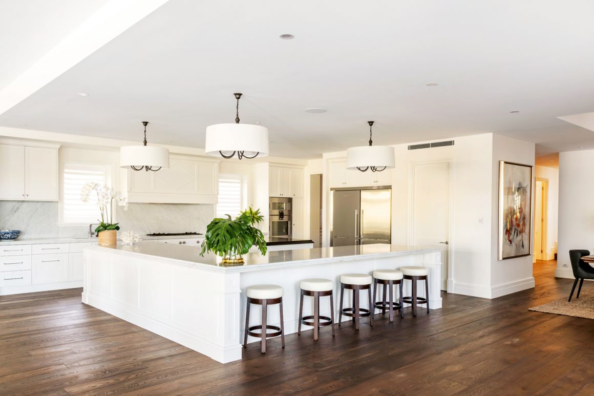 Opulence in Both Scale and Design - Completehome