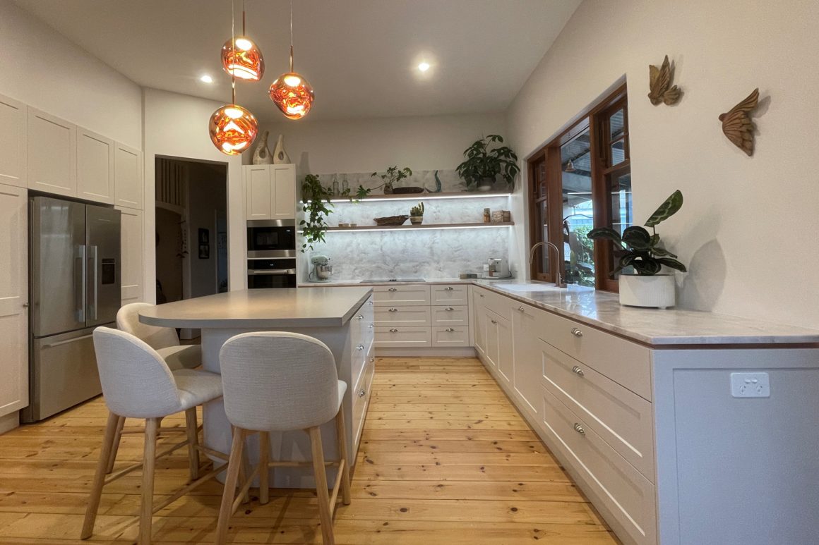 A Relaxed Kitchen Rejuvenation - Completehome