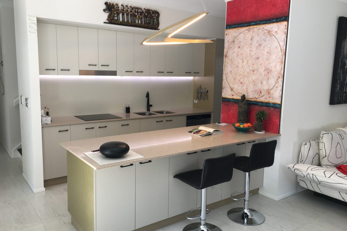 Turning an Ordinary Kitchen into a Piece of Art - Completehome