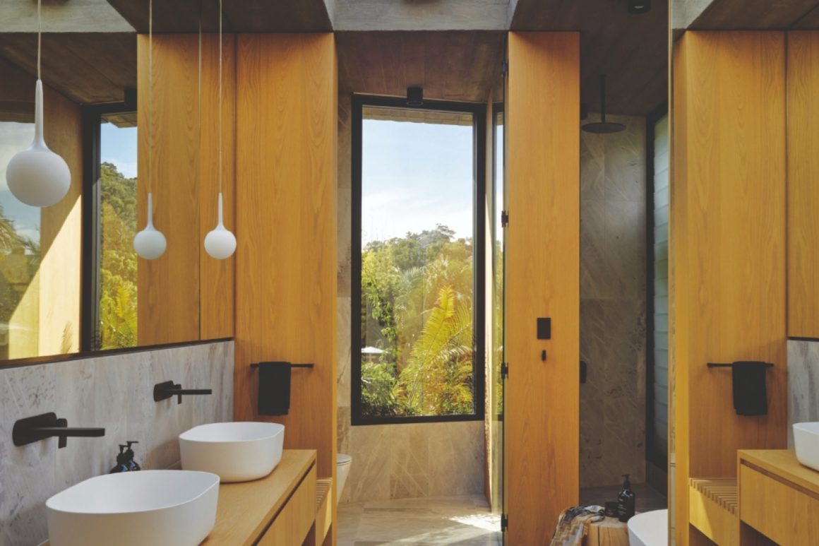 An award winning home that makes the most of its natural surrounds