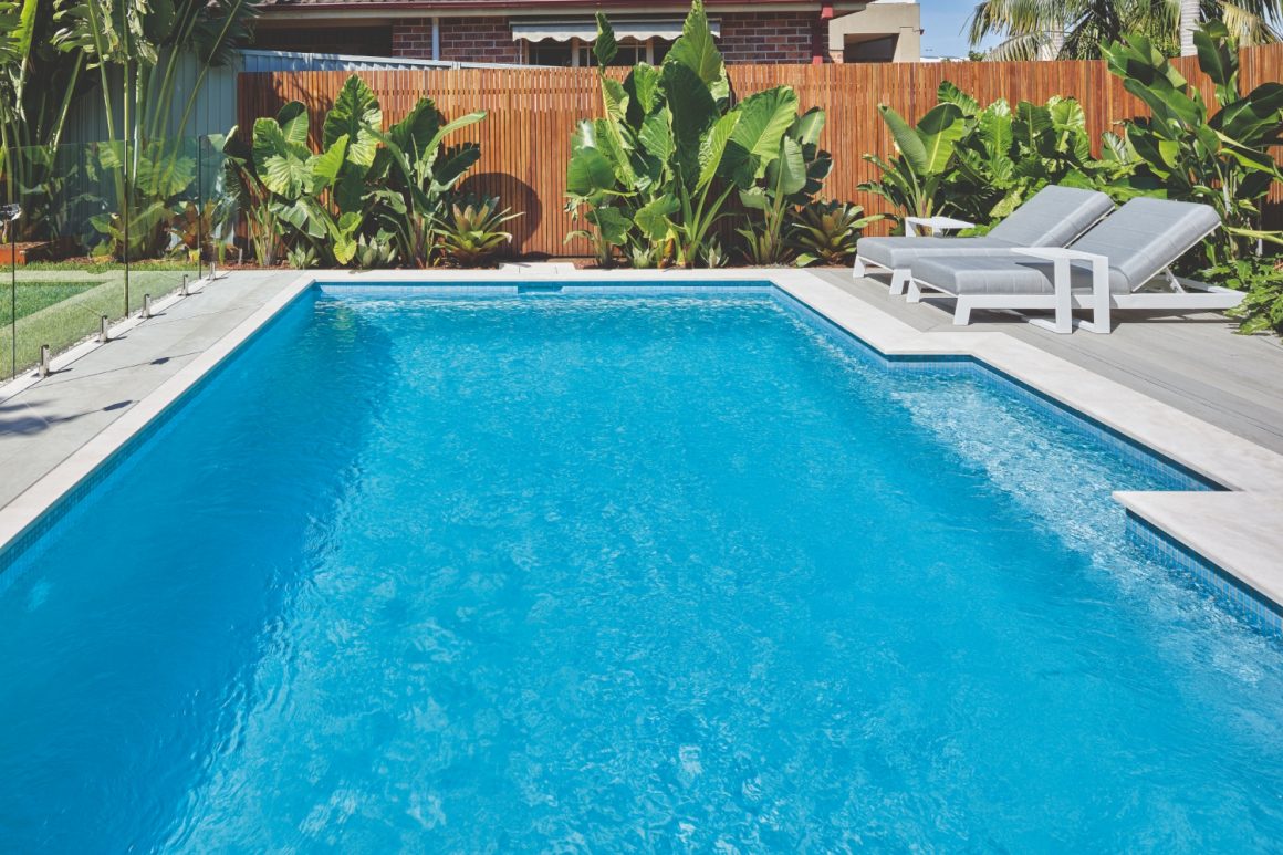 The perfect modern rectangular pool for endless entertainment