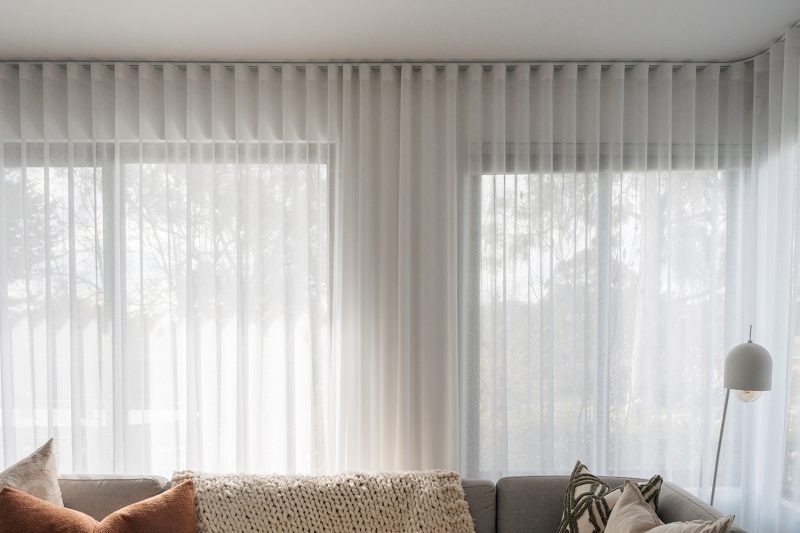 Guide to Wave Fold, Ripple Fold, or S Fold Curtains - Completehome