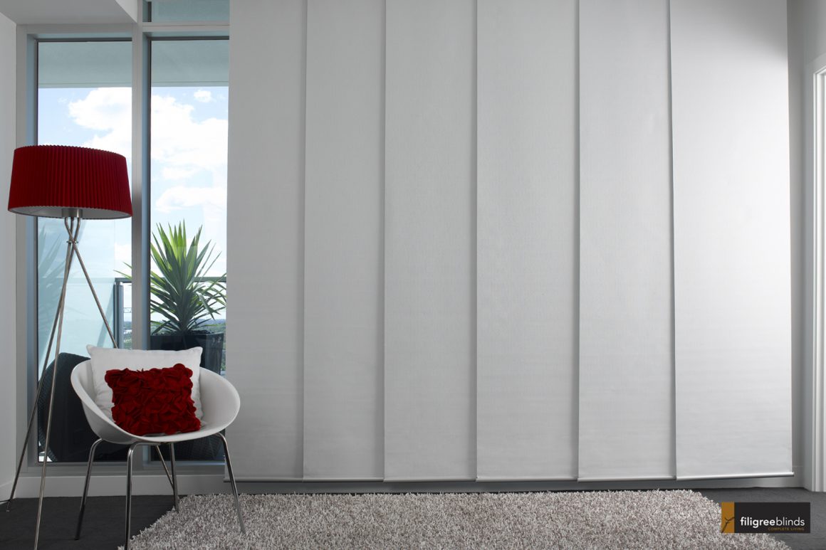 Choosing the best blinds for sliding doors - Completehome