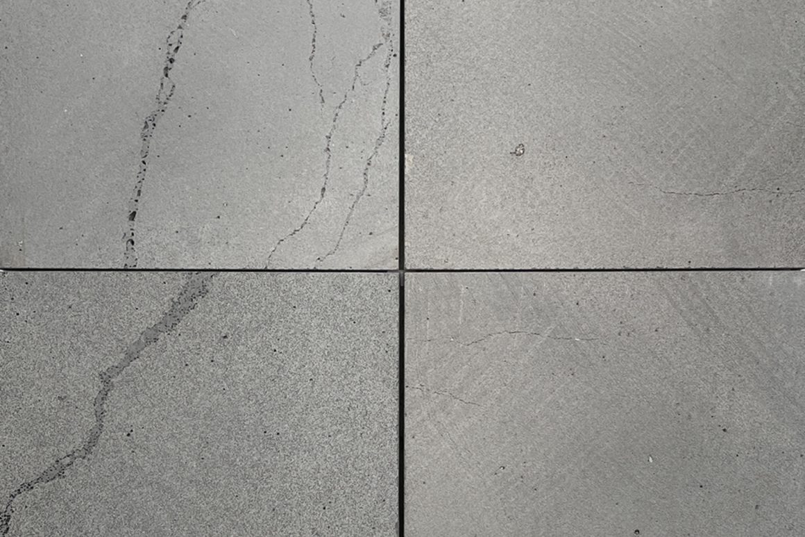 Different types of bluestone pavers for your outdoor space