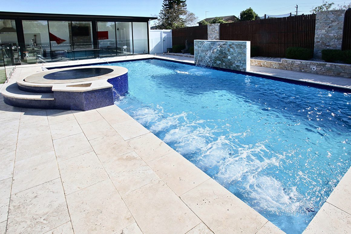 A truly mesmerising pool and spa combination - Completehome