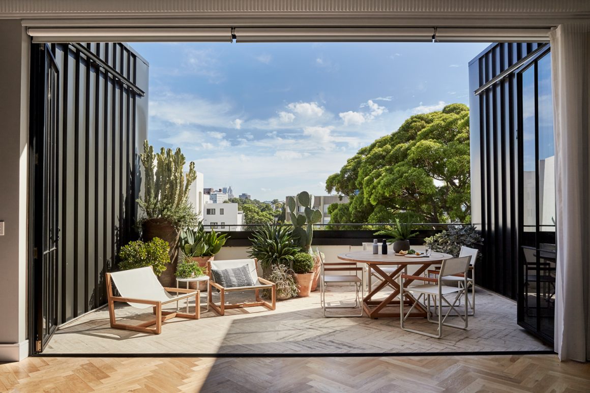 Guide to creating the perfect outdoor setting - Completehome