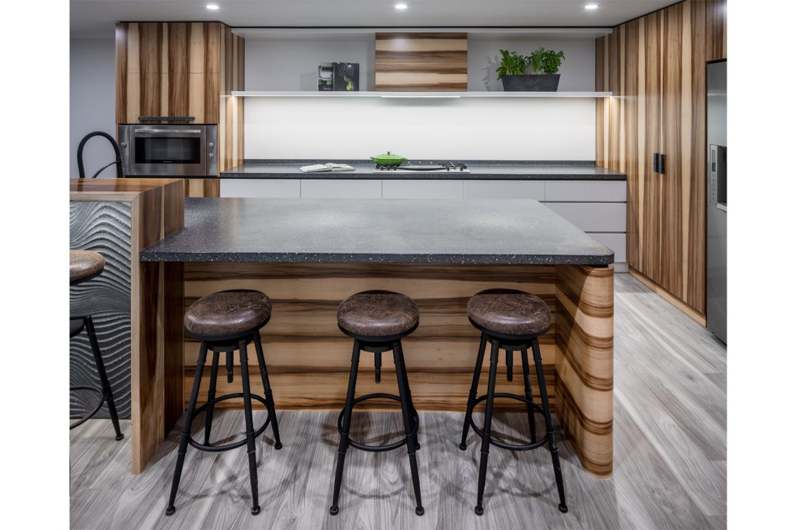 The Beauty and Innovation of Staron Solid Surface on Display - Completehome