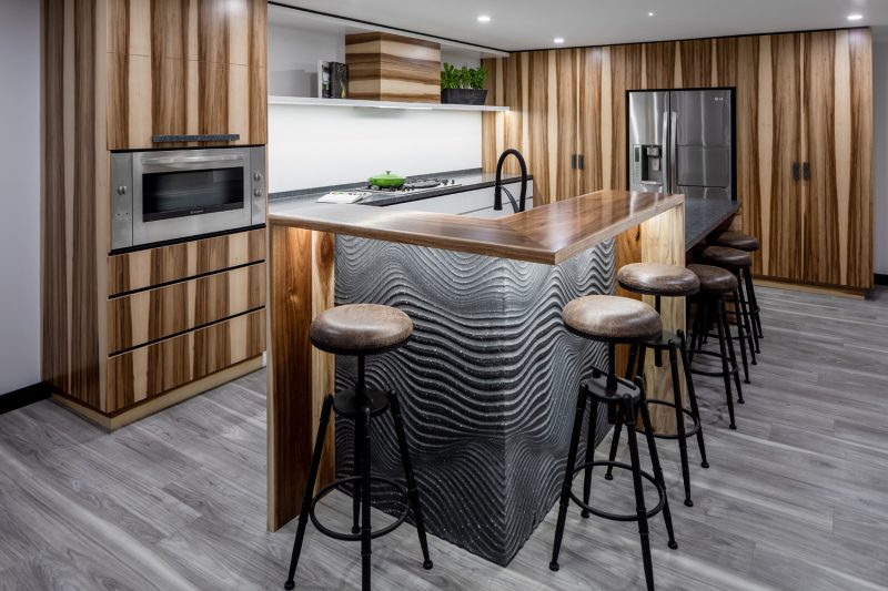 The Beauty and Innovation of Staron Solid Surface on Display - Completehome