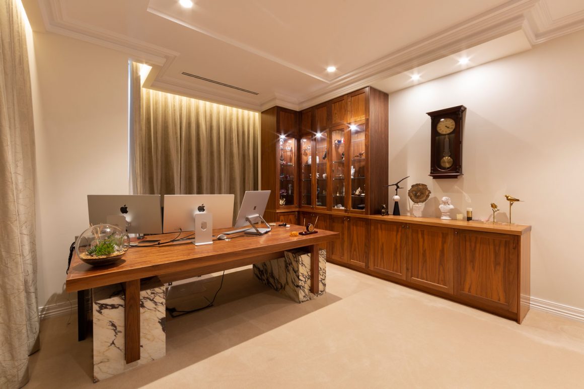 The Red Hill Marvel: A $4 Million Award-Winning Home - Completehome