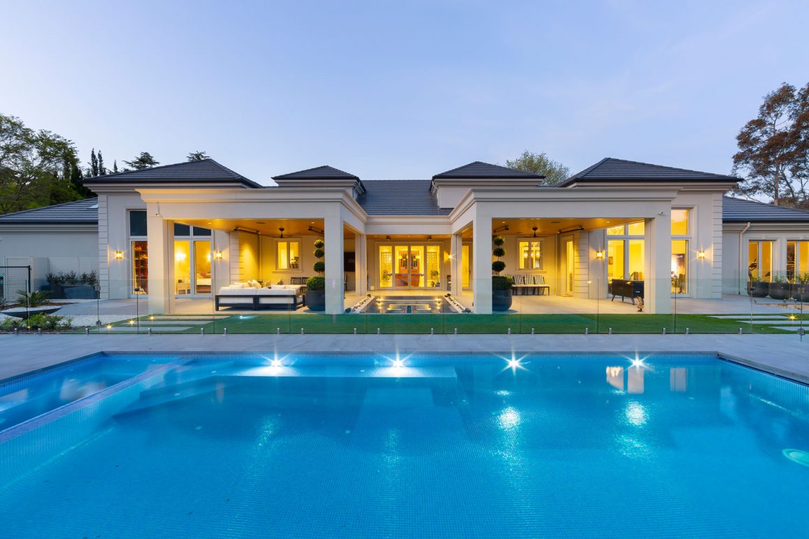 The Red Hill Marvel: A $4 Million Award-Winning Home - Completehome
