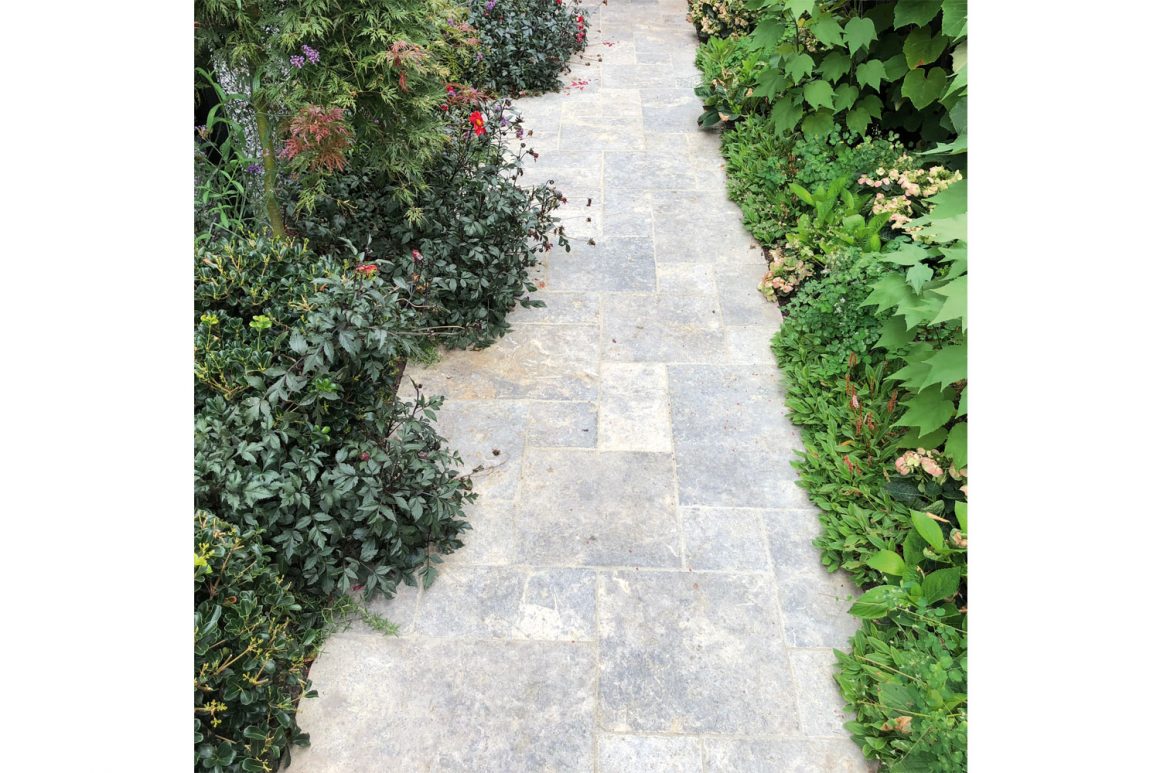 A Stunning 1930s Malvern Bungalow Renovation by KHD Landscape ...