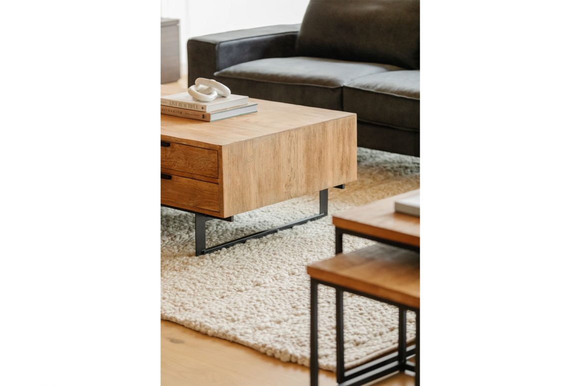 Essential Elements for Your Living Room - Completehome