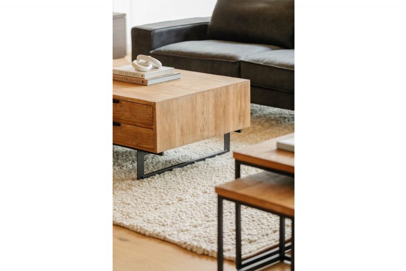 Essential Elements for Your Living Room - Completehome
