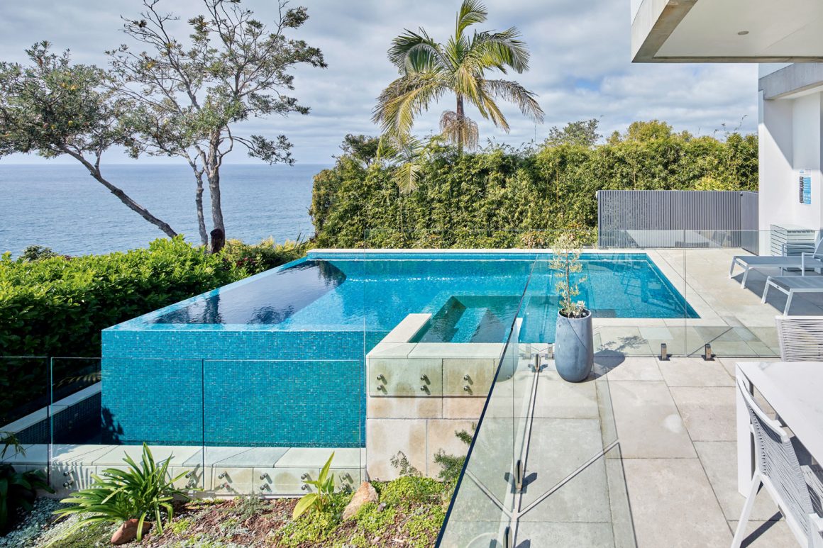 Interlink's Personal Touch on a Northern Beaches Infinity Pool and Spa ...