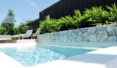 The Perfect Fit: Your ultimate guide to small pool design - Completehome