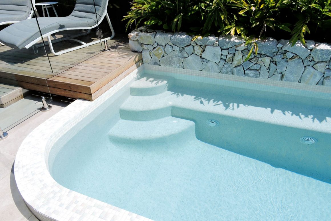 Crystal Pools' Elegant Display Pool in Sydney's Box Hill - Completehome