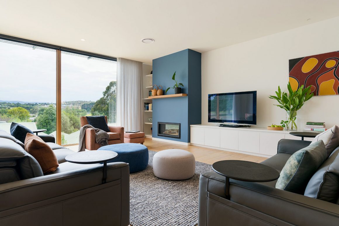 The Collaborative Masterpiece of VR Build and Miglas Windows in ...