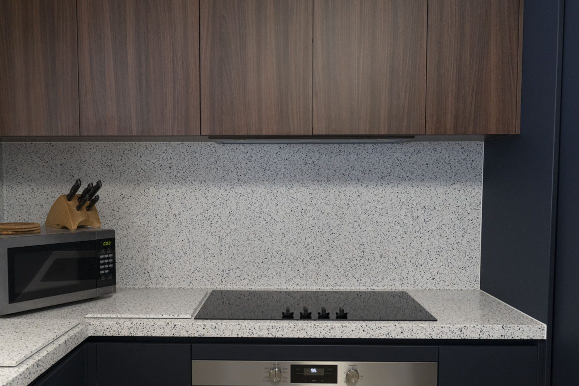 Maximising Design Freedom: Staron® Solid Surfaces Elevate Kitchen Renovations - Completehome