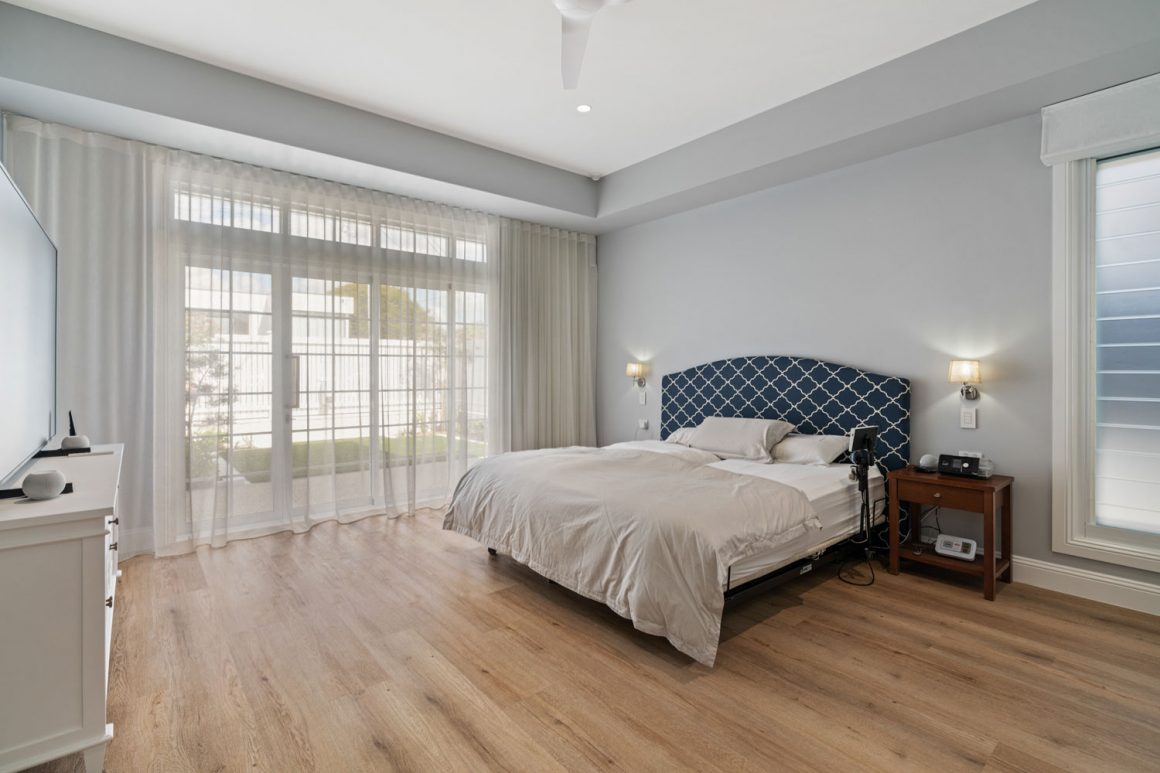 Unveiling 'One Tree Hill': A Paradigm of Modern Living and Design ...
