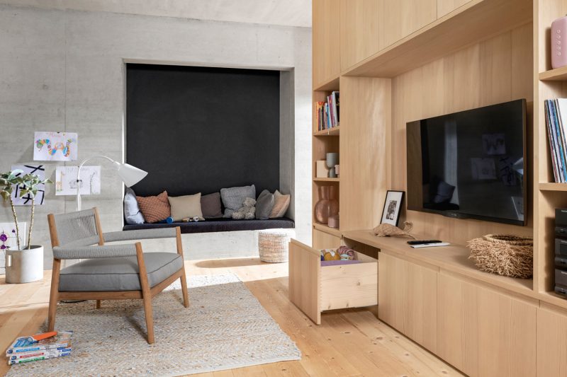 Create Ergonomic Elegance Around the home with MOVENTO - Completehome