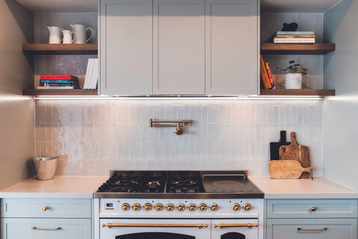 Contemporary Shaker Style Kitchen with Nobby Kitchens