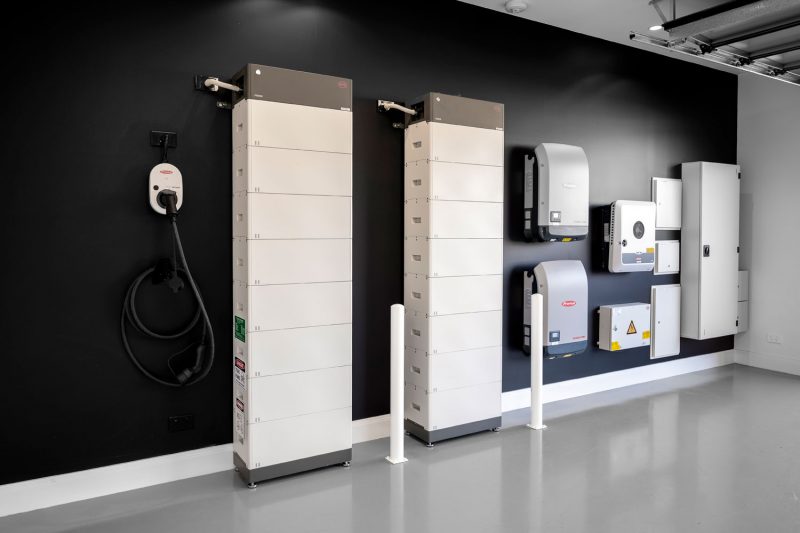 Expert Endorsement: Electrician Family Chooses Fronius - Completehome