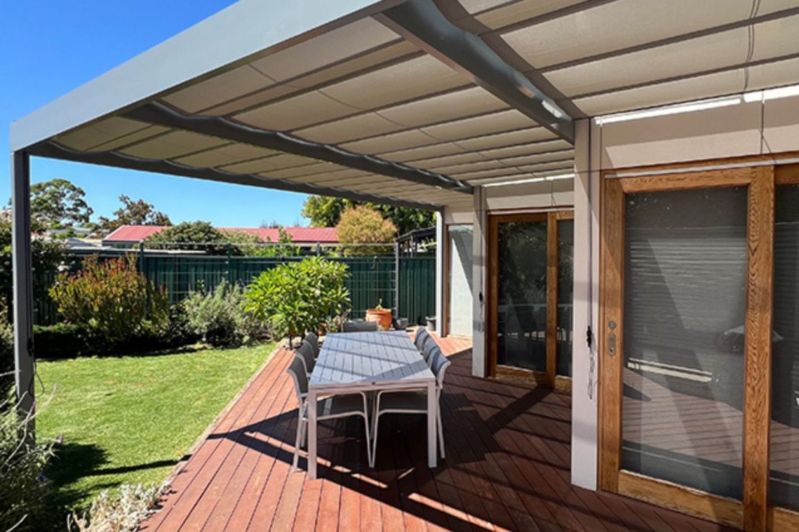 Tailored Retractable Shade for Modern Outdoor Living - Completehome