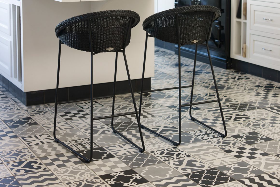 Flooring creates the feeling - Completehome