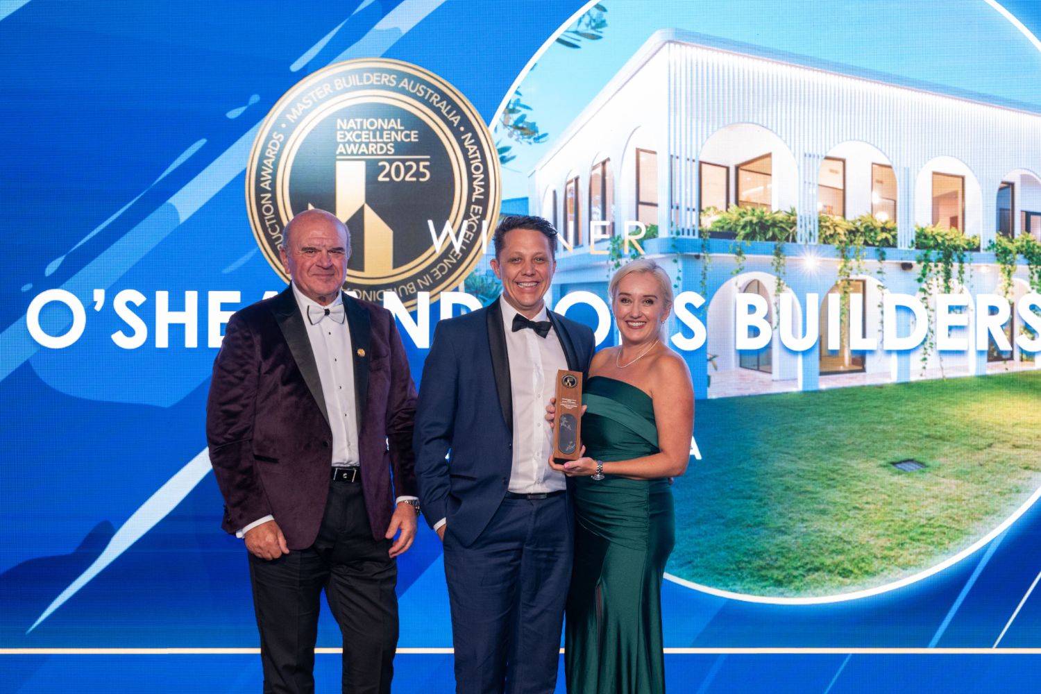 Multi-Award-Winning Builders - Completehome