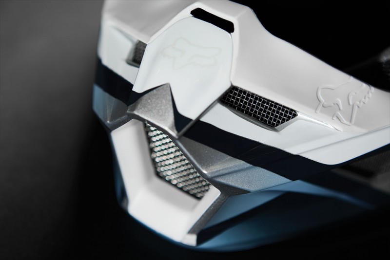 FOX RACING RELEASES THE ALL-NEW V1 HELMET | Dirt Action