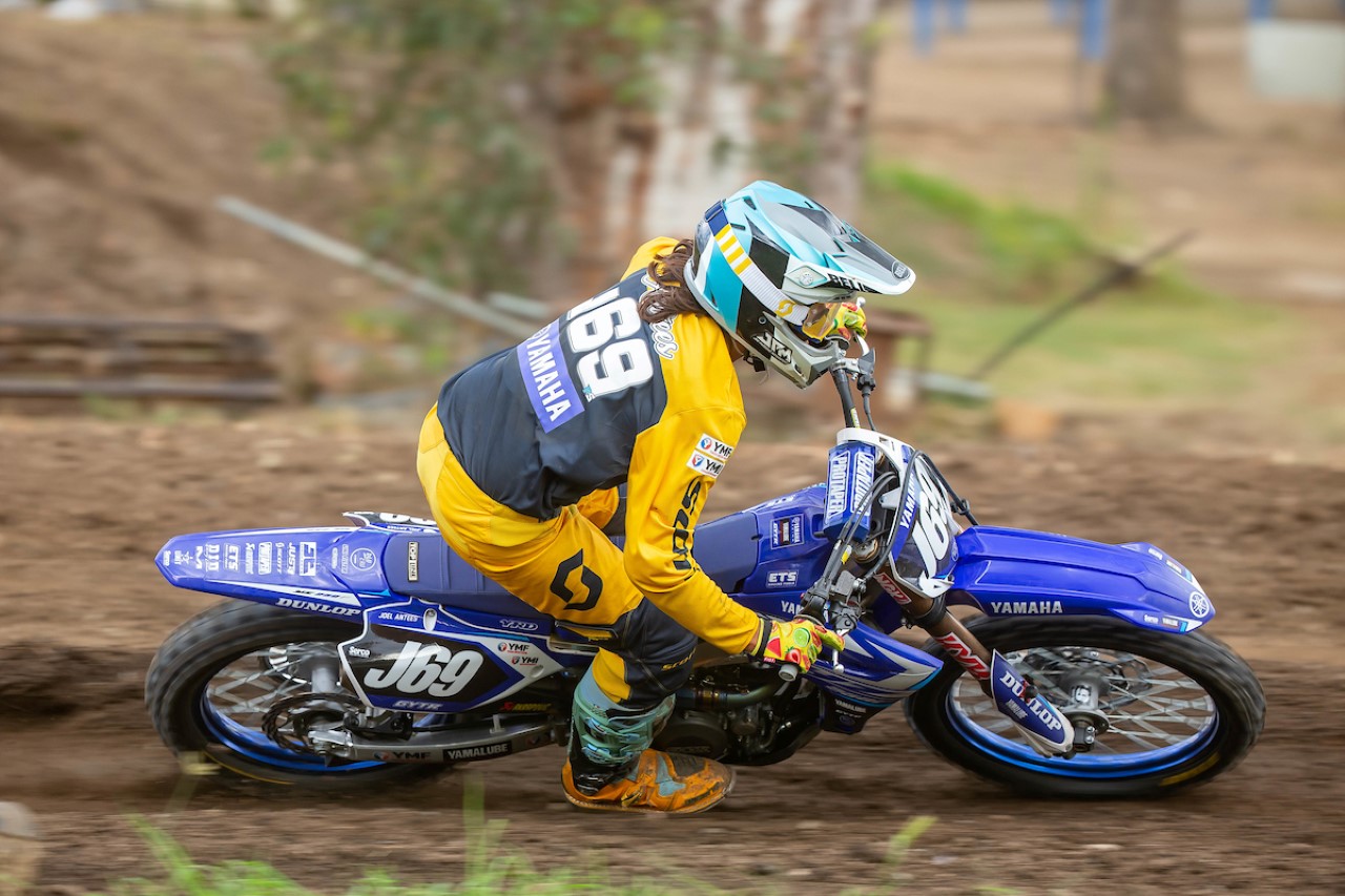 YAMAHA FACTORY RACER FOR A DAY | Dirt Action
