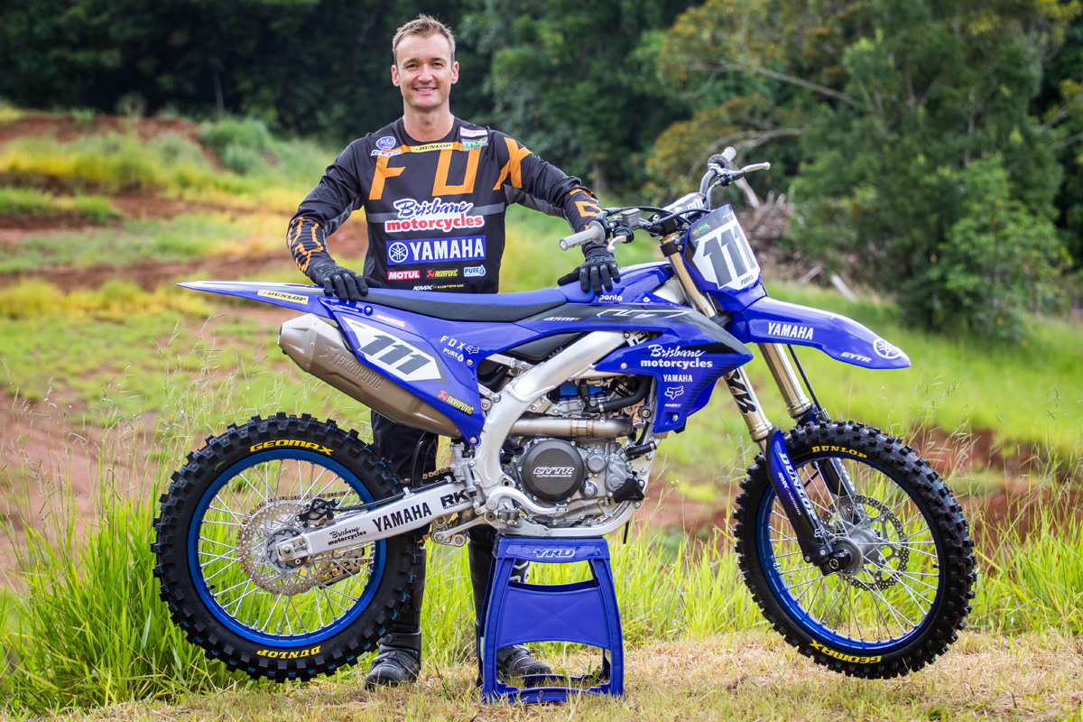 DEAN ‘FARNHAM’ FERRIS RIDES AGAIN! | Dirt Action