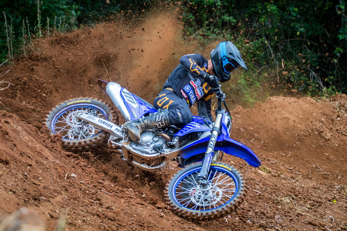 DEAN ‘FARNHAM’ FERRIS RIDES AGAIN! | Dirt Action