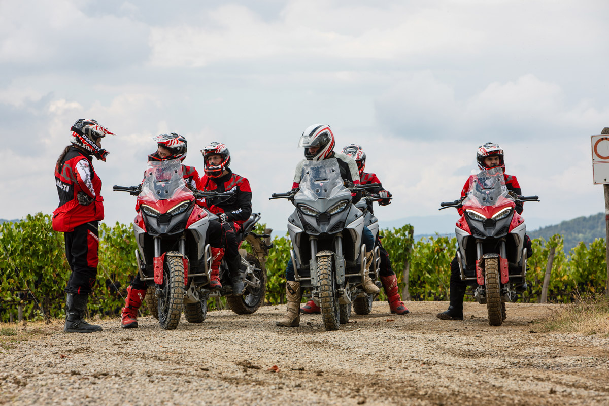 DUCATI RIDING EXPERIENCE ADVENTURE ACADEMY & ADVENTURE EXPERIENCE ...