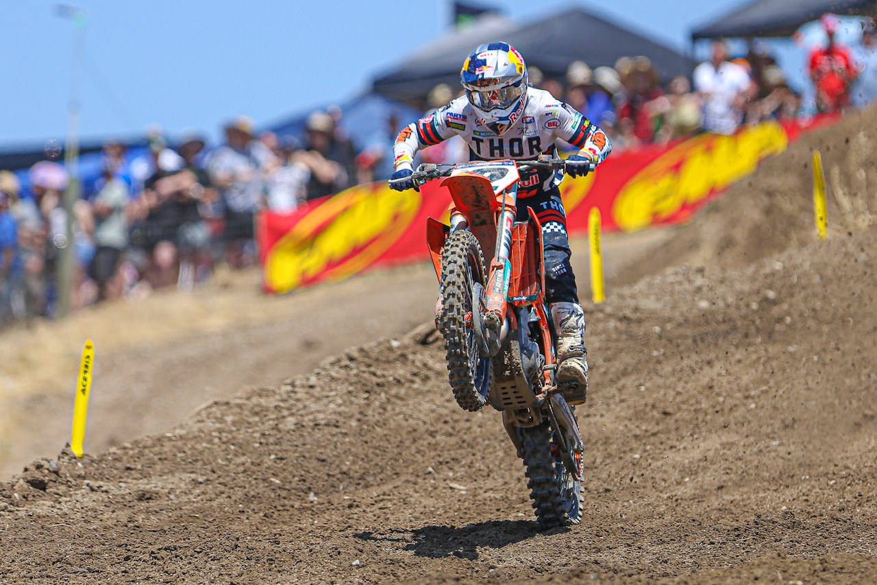 PHOTO GALLERY: 2023 AMA PRO MX RD 2, HANGTOWN CA, 450 CLASS | Dirt Action