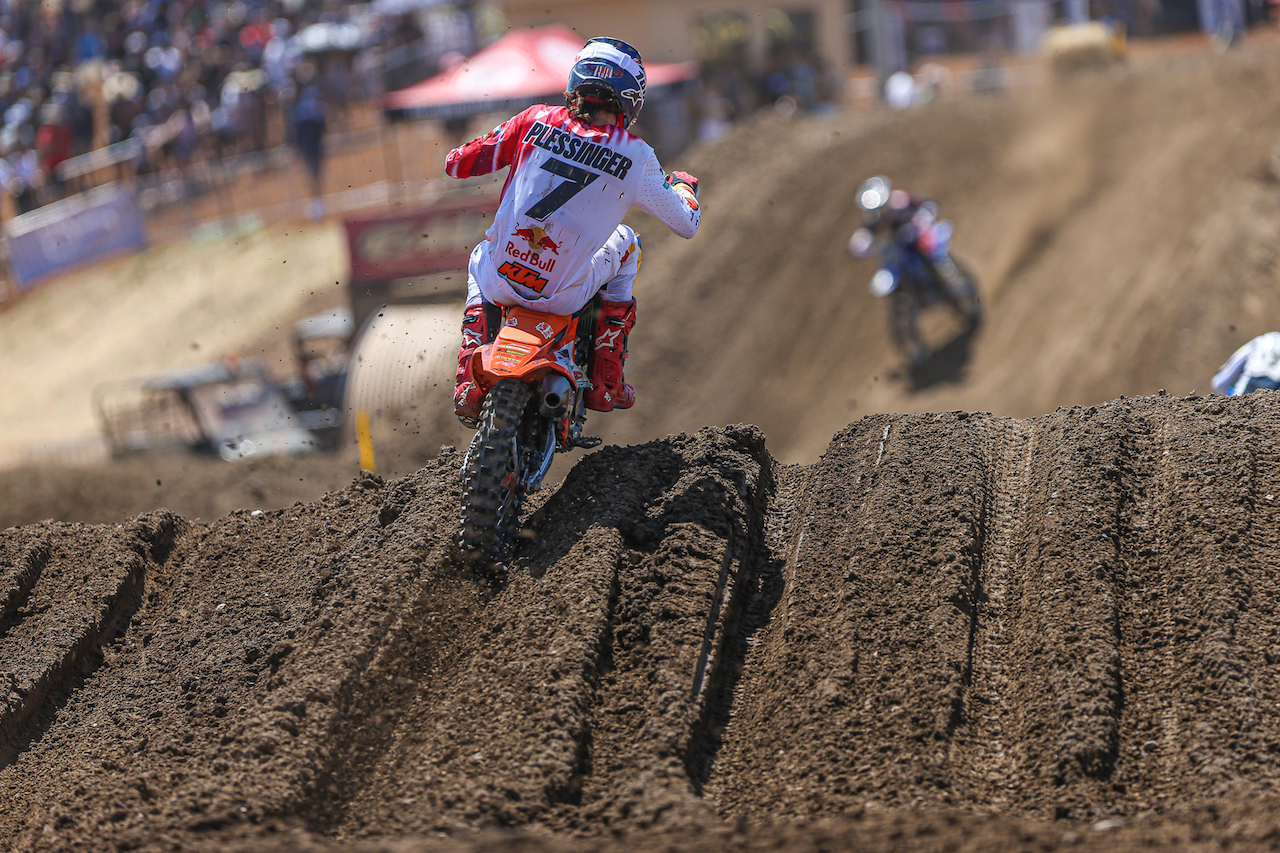 PHOTO GALLERY: 2023 AMA PRO MX RD 2, HANGTOWN CA, 450 CLASS | Dirt Action
