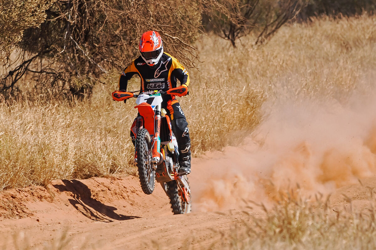 KTM'S DAVID WALSH MAKES IT FOUR ON THE FLY AT FINKE DESERT RACE | Dirt ...
