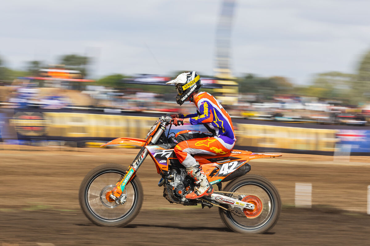KTM RACING TEAM'S NATHAN CRAWFORD CHARGES TO HORSHAM PROMX PODIUM ...